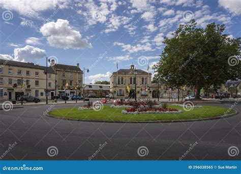 Town Centre Melksham Wiltshire Uk Editorial Image Image Of Community Flowers 296038565