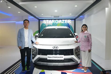 Luncurkan New STARGAZER Hyundai Tambah Fitur Varian Essential