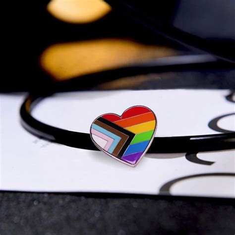 Prideoutlet Lapel Pins Progress Pride Heart Lapel Pin