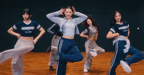 Newjeans Receives Nothing But Praise For Their Energetic New Jeans
