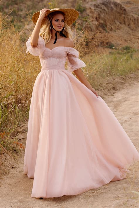 Blush Dresses For A Wedding At Nadine Boeding Blog
