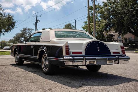 1979 Lincoln Continental Mark V Bill Blass Shows Iconic Style Enwheelzme