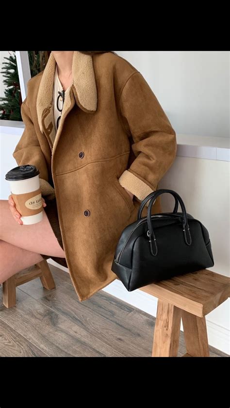 희랜드 희랜드 키작녀 152cm 키작녀만 가능🙋‍♀️ 긁은 기모 슬림 부츠컷 ️ 얇은 기모로 핏을 중요하게 생각하시는 분들께 추천해용👍 ‼️나는 얼 죽 핏 이다