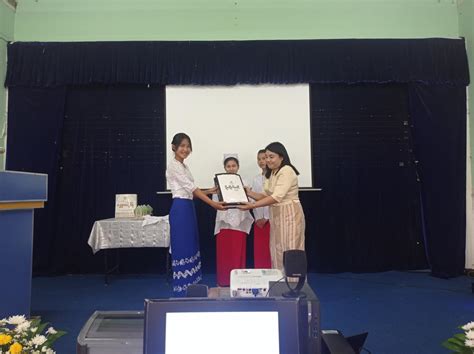 ပြင်ဦးလွင်ခရိုင် ကုသရေးဦးစီးဌာနမှ ကြီးမှူး၍ စိစစ်ရေးမှူး၄ ဆေးမှတ်တမ