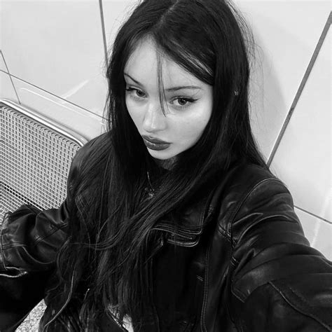 فــاتـ♔ـﻲ التـونـسـيـهہ‏‏𔘓̸⁩ Güzellik Fotoğraf çekimi Güzellik Kadın