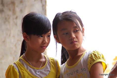 The Wheel Potd Hanoi Girls