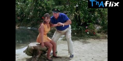 Dawn Wells Sexy Scene In Gilligans Island