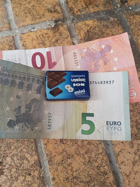 Οι ειδήσεις της ημέρας Ενα βράδυ του χιονιά πήγα μια παραγγελία κοντά στο μαγαζί Ενας