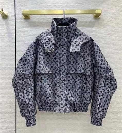 Куртка в стилі Louis Vuitton — ціна 2500 грн у каталозі Куртки Купити жіночі речі за доступною