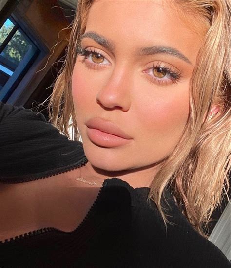 Kylie Jenner Natural Summer Makeup Look Artofit