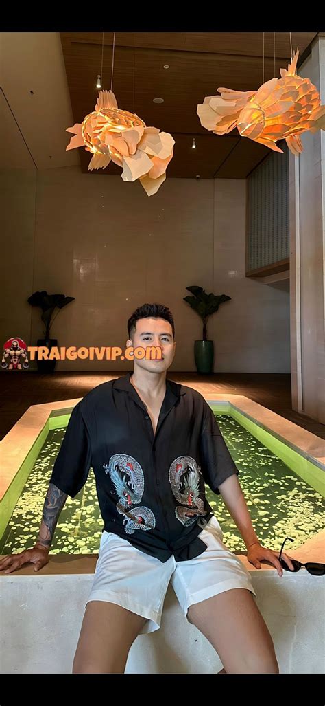 Traigoivip com Trai dễ thương sex giỏi xăm trổ full tay cá tính