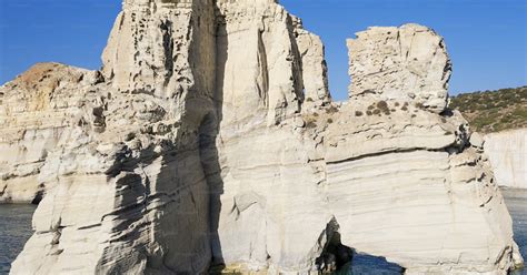 클레프티코 비치의 유명한 바위의 에어리안 전망 밀로스 그리스 사진 Unsplash의 밀로스 이미지