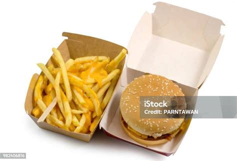 맛 있는 햄버거와 감자 튀김 노란색 치즈 패스트 푸드와 건강에 해로운 식사 개념 패스트 푸드 스낵 흰색 배경 상위 뷰 클리핑 경로에서 격리와 0명에 대한 스톡 사진 및 기타