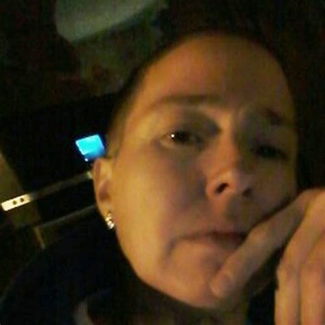 Sandy Holmes Youtube