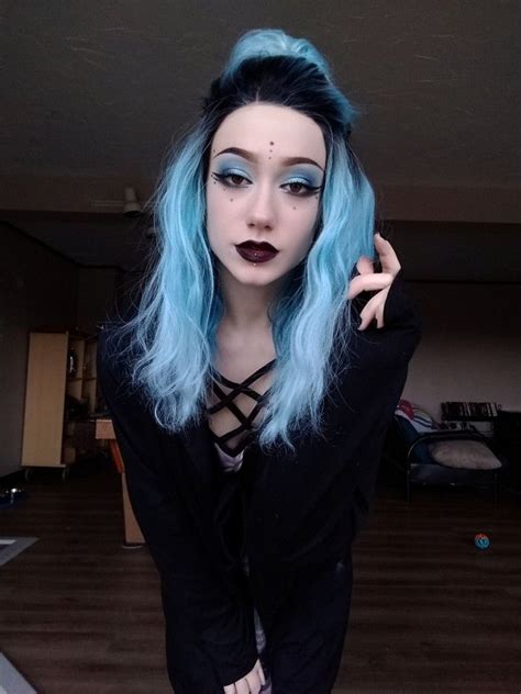 Blue Goth Look 👽 Insta Asmilingkilljoy Dark Makeup Looks Goth