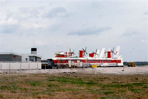 Hoverlloyd Terminal At Pegwell Bay Kent In 1979 Im Not K… Flickr