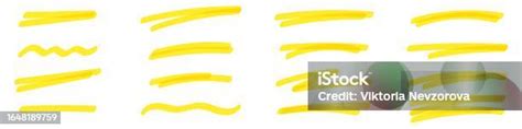 노란색 브러쉬 선으로 만든 마커 선과 밑줄을 강조 표시합니다 텍스트를 강조하기 위해 표시 획 질감 및 줄무늬로 설정합니다 흰색