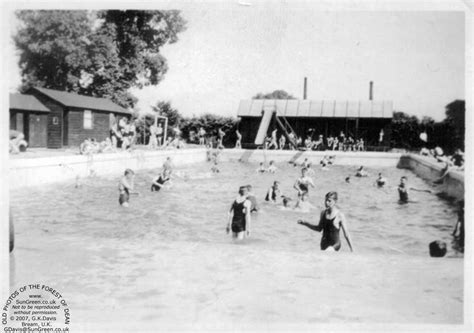 Swimmers At Bathurst Pool Lydney