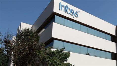 Infosys Q1 Net Profit Grows 5 2 To Rs 3 802 Crore