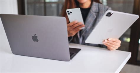 Apple Retracts Ios Macos Rapid Security Response Updates