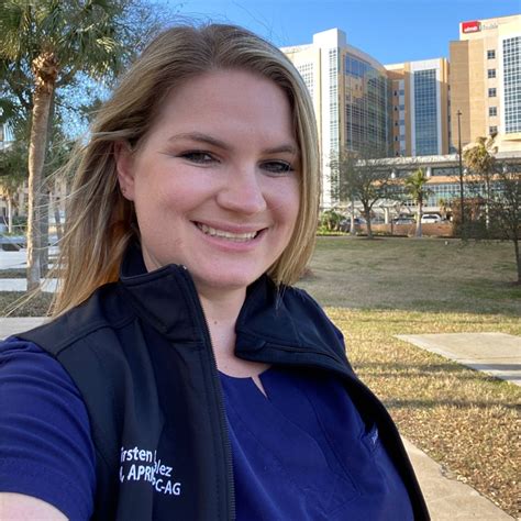 kirsten gonzalez healthcare writer freelance linkedin