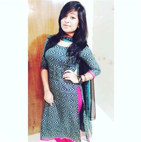 Desi Bangla Model Sadia Full Album Link In Comments Scrolller