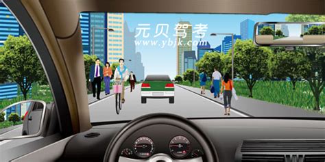 如图所示在这段无限速标志和标线的城市道路上行驶的最高速度不能超过多少