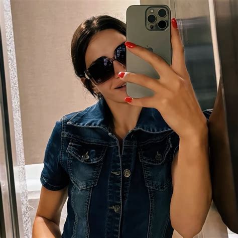 ნინი ხარატიშვილი