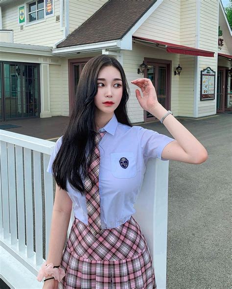 精靈般的神顏南韓高中妹子flora人正身材好制服脫下超不科學弧度挺出 Cupsdaily