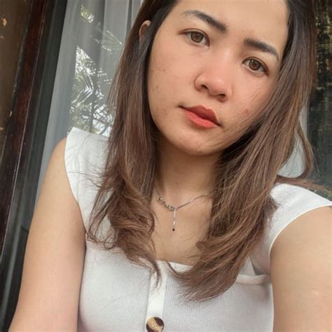 S A R A H N S Sarah Nrmlsr Threads Say More