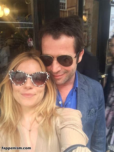 Sienna Miller Hot Nude Sexy Leaks Fappenism