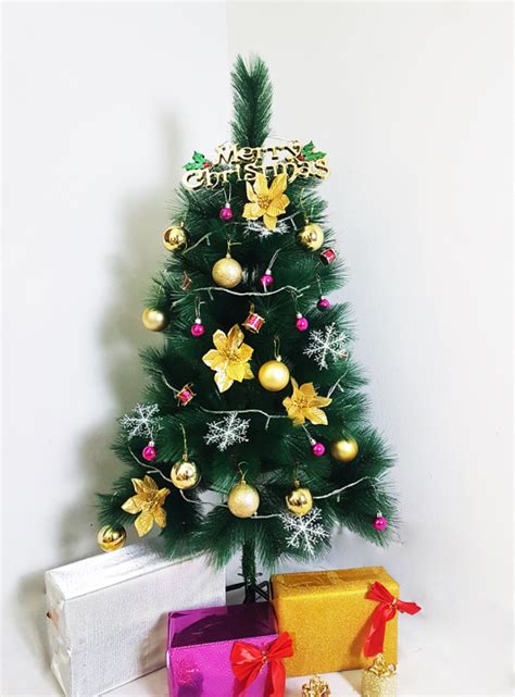 X Mas ต้นคริสต์มาสสีเขียวฐานเหล็กขนาด1 5เมตร 5ฟุต พร้อมของตกแต่งธีมลูกบอล ต้นคริสมาสต์ปลอมชนิด