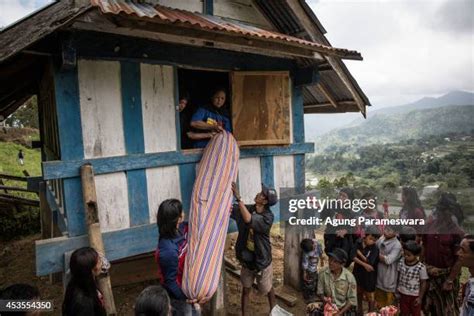 Manene Photos And Premium High Res Pictures Getty Images