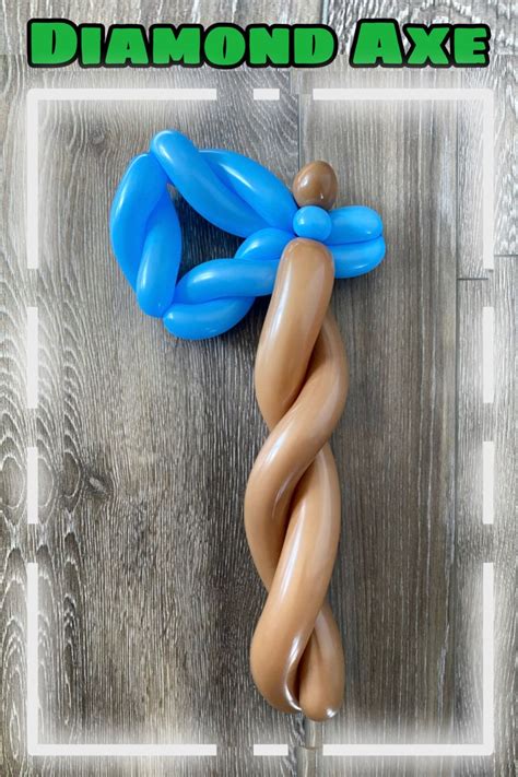 Minecraft Diamond Axe Betty