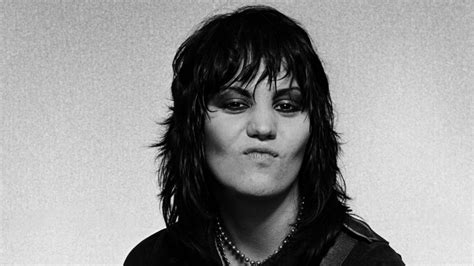 The Tragic Real Life Story Of Joan Jett
