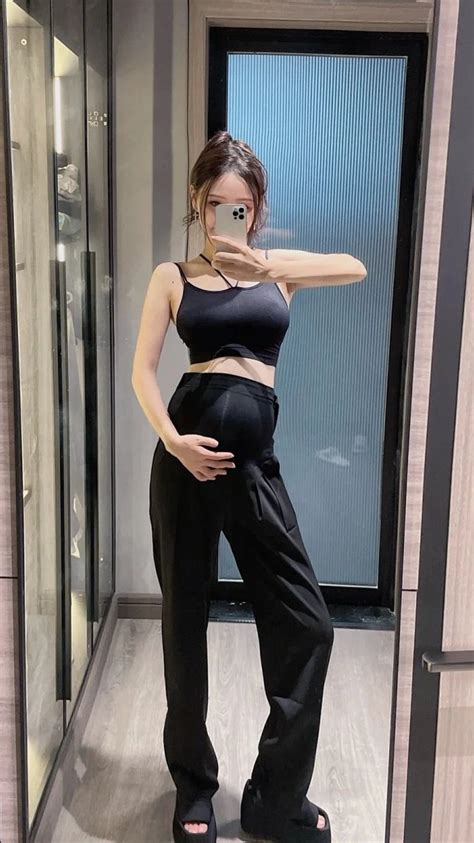 孕妇萝莉大奶黑丝控 接推广 收女奴 绿帽奴（大号）出售 On Twitter 后妈裙 极品美女 少妇人妻 孕妇 大奶 性感