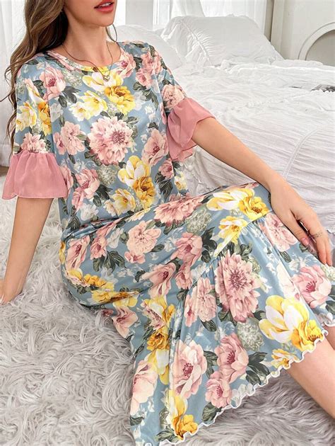 فستان نوم طويل بطبعة زهرية وحافة فضفاضة بألوان متباينة شي إن