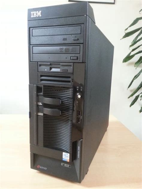 RaČunalo Kompjuter Server Ibm Xseries 206