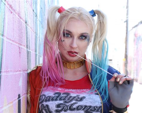 Leya Falcon Cosplay Star