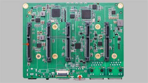 Nas Adapterplatine Für Raspberry Pi Cm4 Oder Radxa Cm3 Heise Online