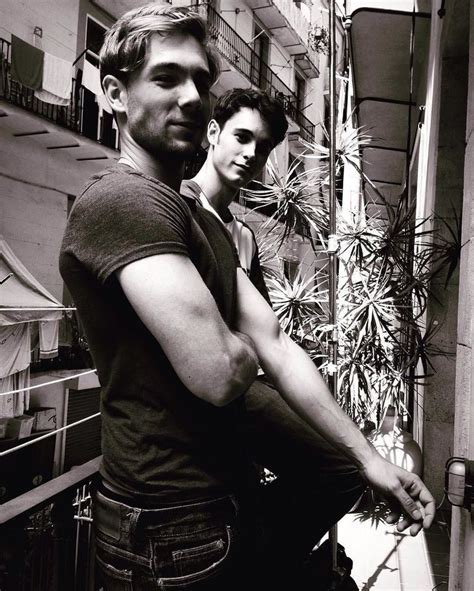 Carlos Cuevas And David Solans Series E Filmes Filmes Casal