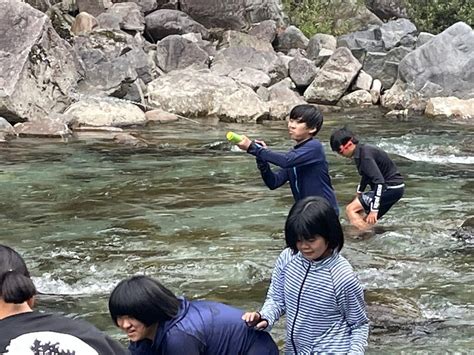 林間学校2日目 川遊び ようこそ 内海中学校へ