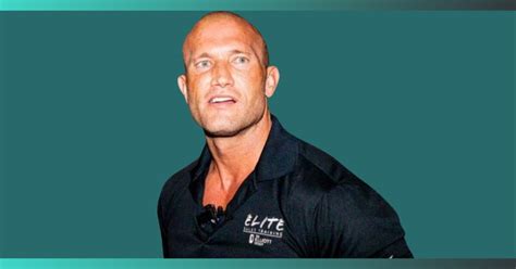 Andy Elliott Net Worth 2026 Bio Age Wife Height Career