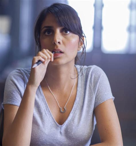 10 Hot Sexy Anjli Mohindra Bikini Pics