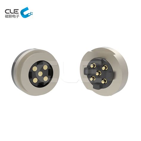 Magnetic Male And Female Electrical Connectors