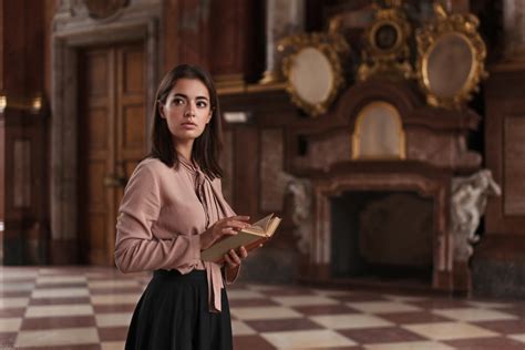 Wallpaper Lidia Savoderova Model Women Brunette 2048x1367