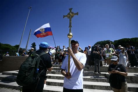 Blasphemy Or Brilliance Alfredo Yaos Rc Cola ‘himala Ad Divides Filipinos Online