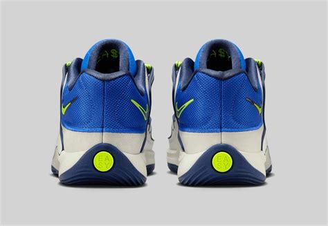 61発売 Nike Kd18 Ep ナイキ Kd18 Ep Smart City Hv1991 400 スニーカーラボ