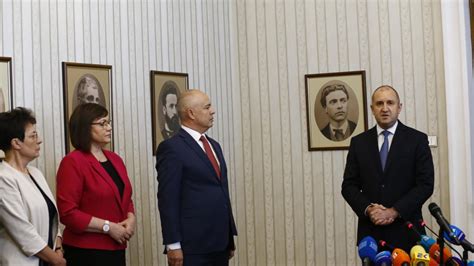 Социолог Третият мандат ще отиде при БСП президентът гледа дългосрочно на участието си в