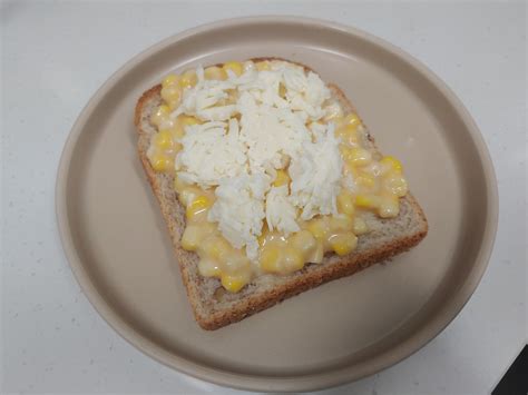 콘치즈 토스트 레시피